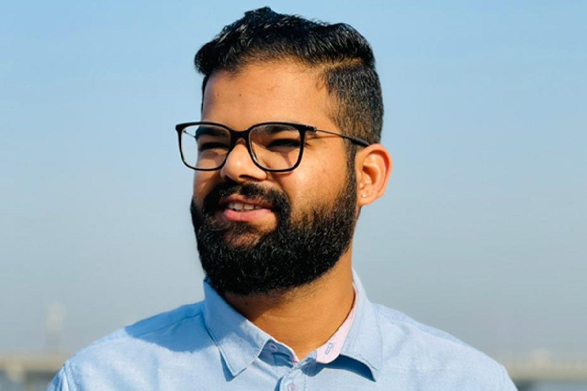 Meet the young entrepreneur Naveed Ahmad | by SNS WEB | Apr, 2024 | Medium