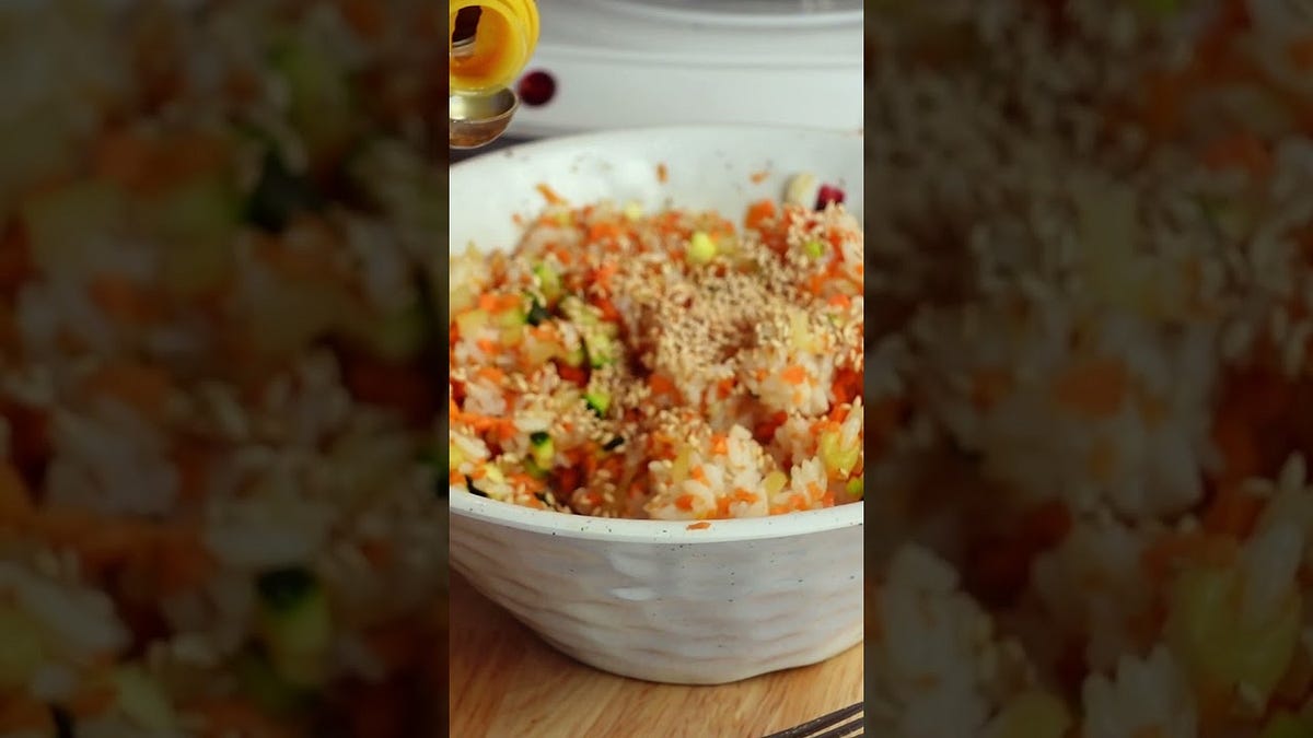 Korean “fist rice” AKA rice BALLS! so easy & yummy https ...