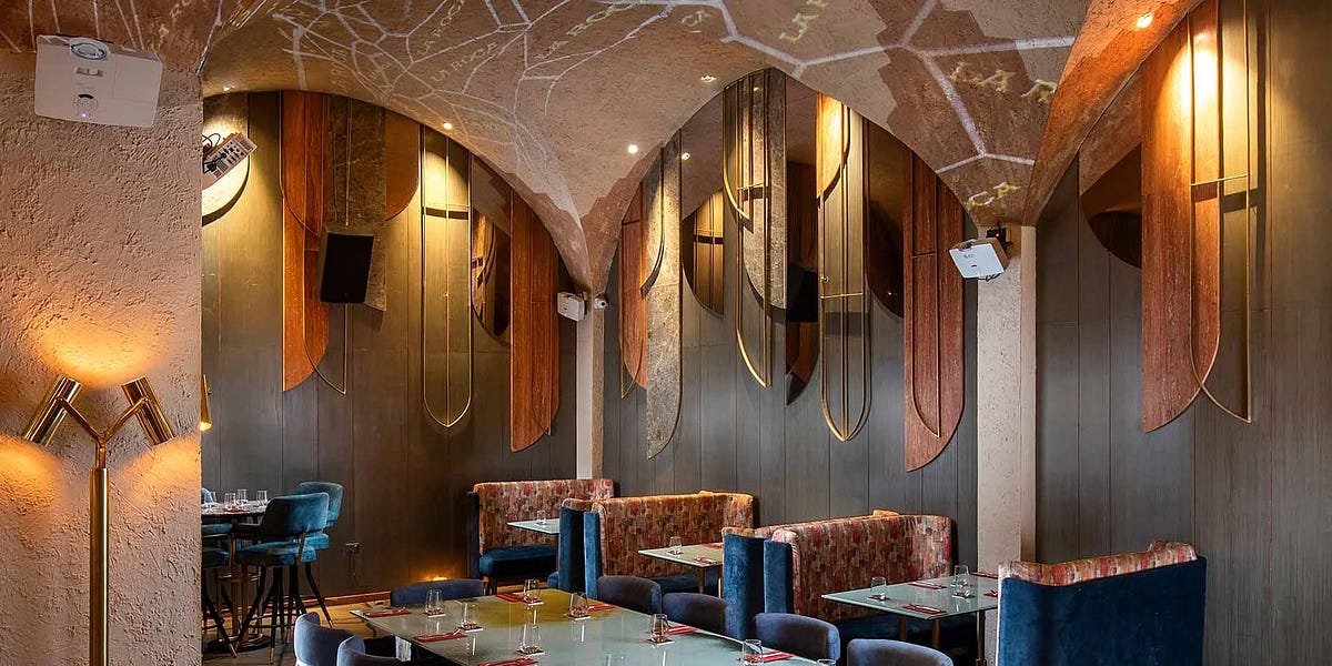 How Restaurant Auctions Reflect Industry Trends and Economic Shifts ...