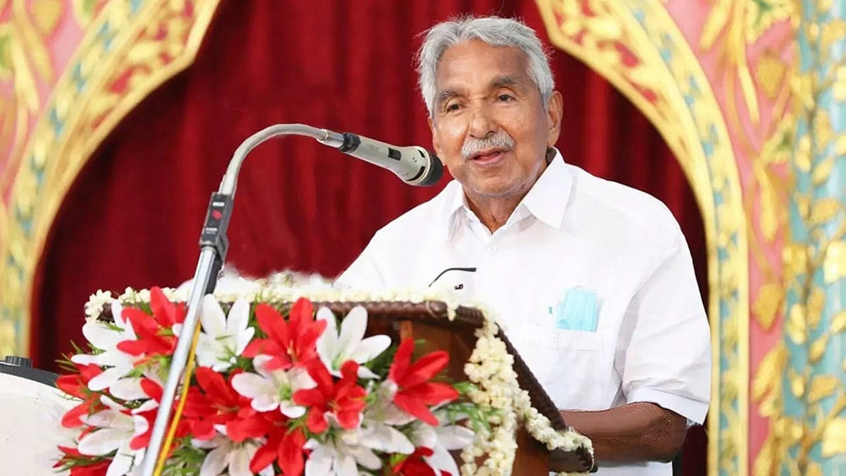 Former Kerala Chief Minister Oommen Chandy passes away: Surrounded by controversy. | by Tejal ...