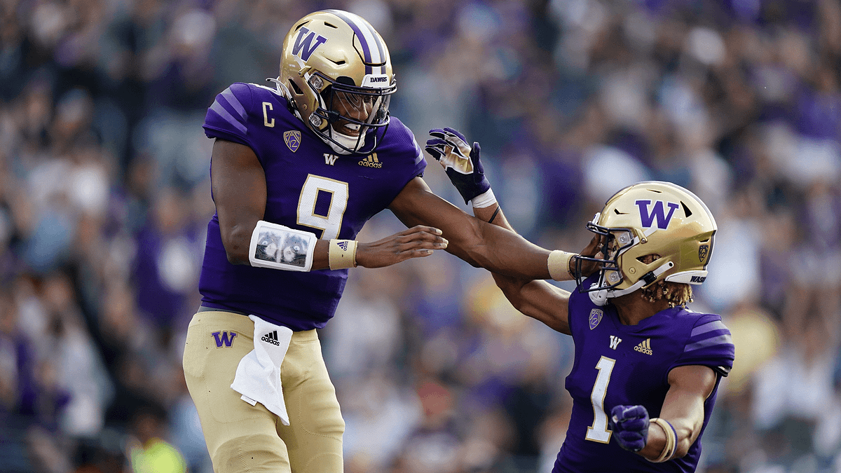 Chicago Bears Select Stud Wide Receiver at №9 Overall to Complete ...