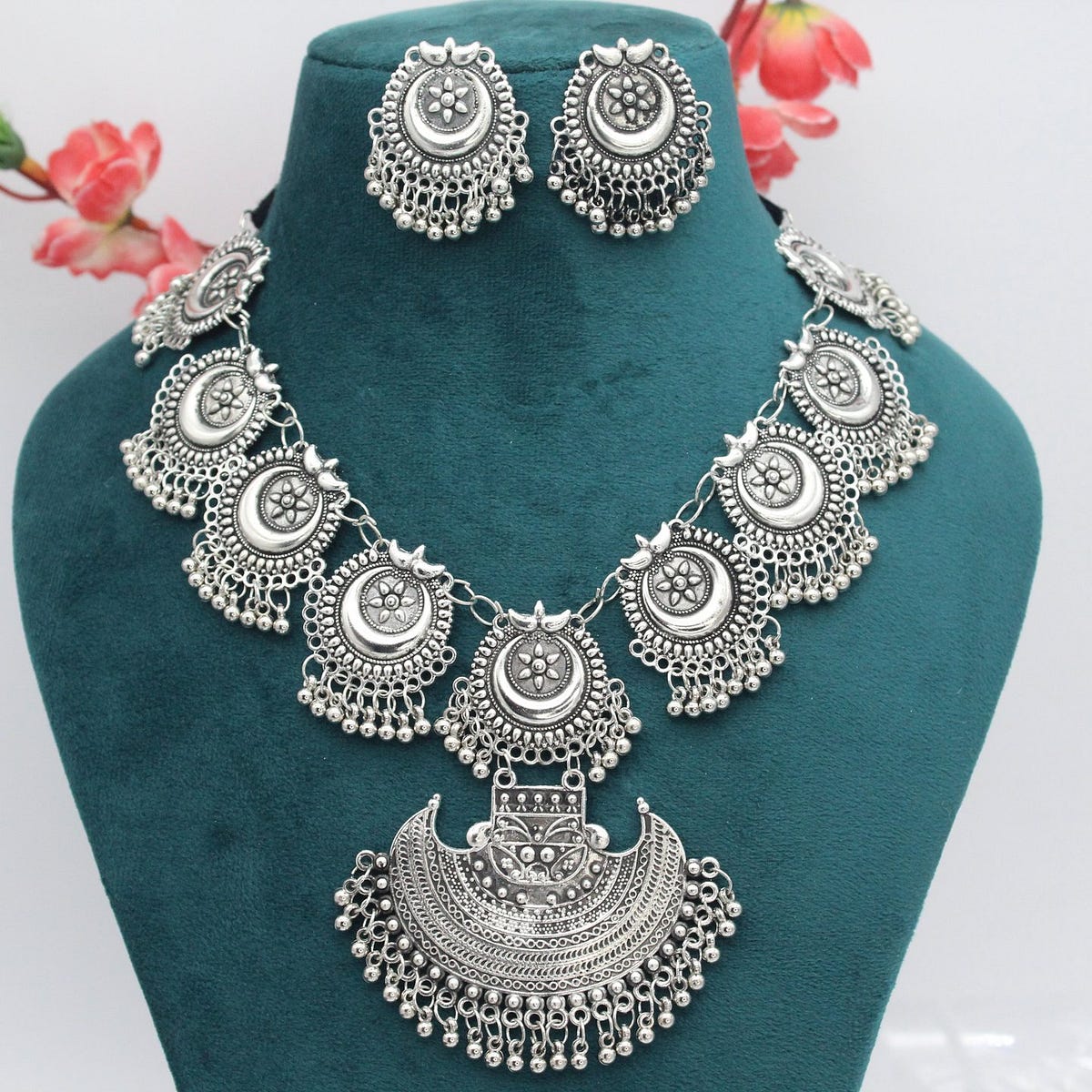 Navratri Jewellery: Style and Trends and Best Place to Shop | by mansi ...