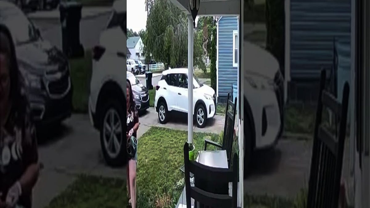 A Deer Jumping Over Car | Doorbell Camera Video - Doorbell Camera Video ...