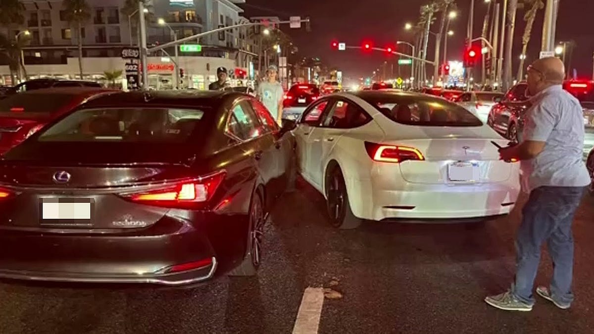 Car Crash Caught On Tesla | Teslacam Live - TeslaCam Live - Medium