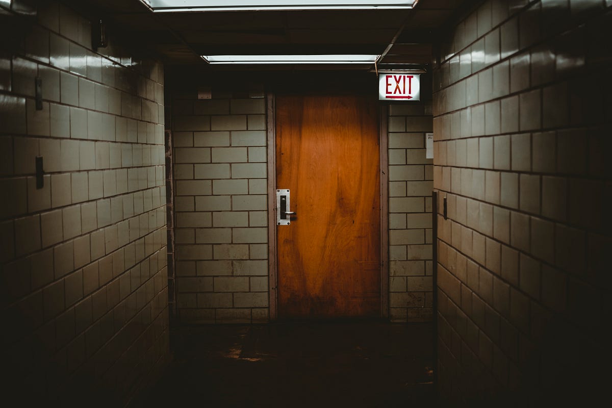 World’s Shortest Horror Story| by Frediric Brown | The Shortform