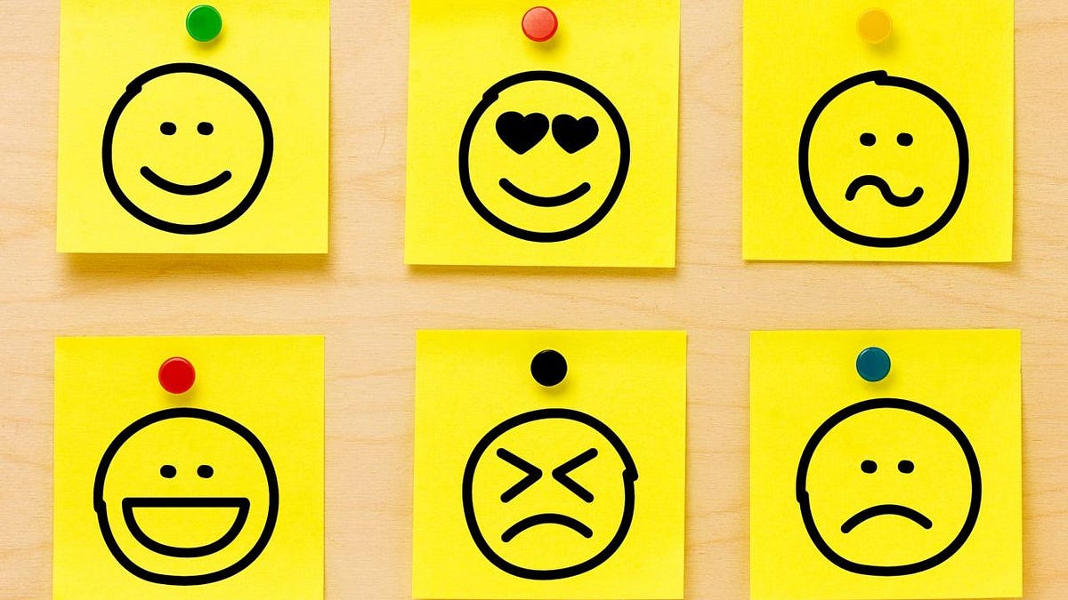 The 4 lies of storytelling | by Stephen Bounds | RealKM Magazine | Medium
