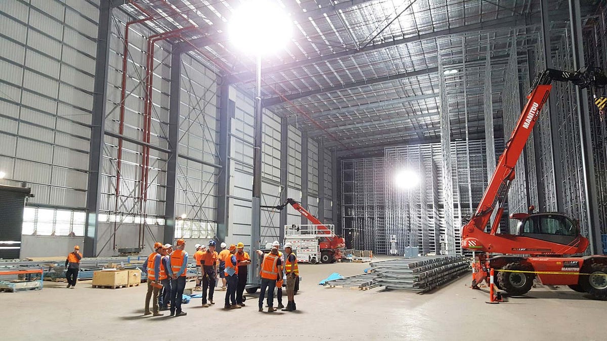 Know Important Uses of Lighting Tower | by Lunarlightingtx | Medium