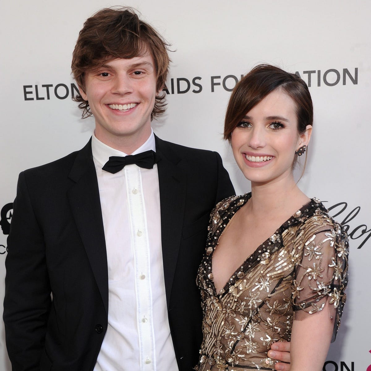 Mit wem ist Evan Peters zusammen? Alles, was Sie über ihre Beziehung wissen müssen! | by ...