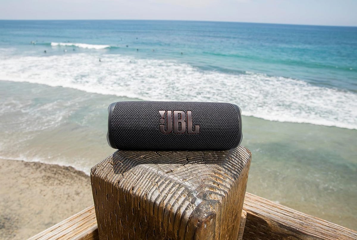 Trendy Speaker Models That You Must Have in Your Home | by Reviewer ...