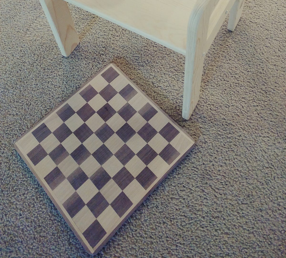 A Chess Board | by Jey Lee | mokgongsil | Medium