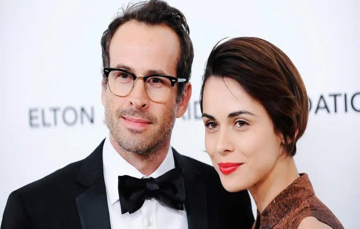 Who is Jason Lee’s Wife Ceren Alkac? Biography, wiki, spouse, career ...