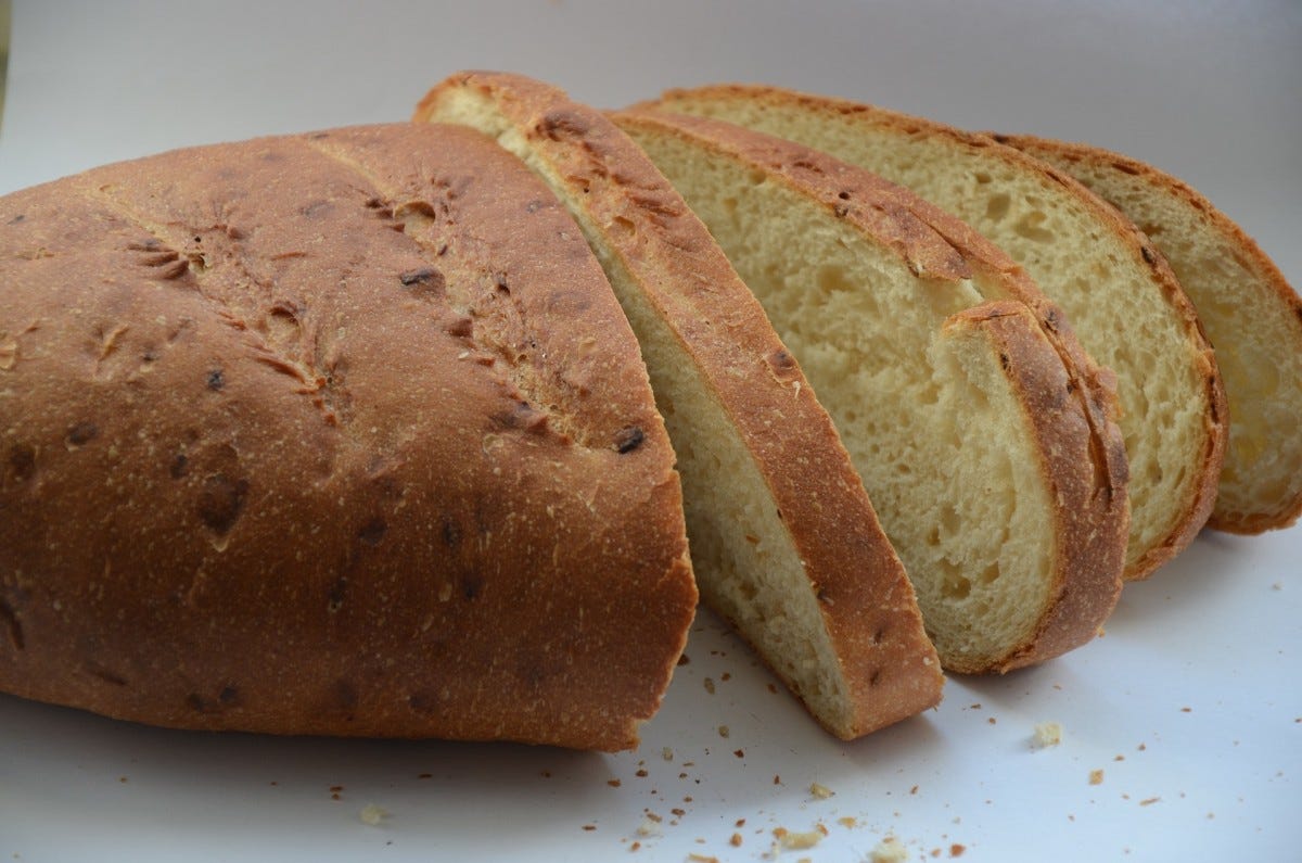 Mom’s Homemade Bread is a Recipe for Memories | by Linda Lum | Tastyble