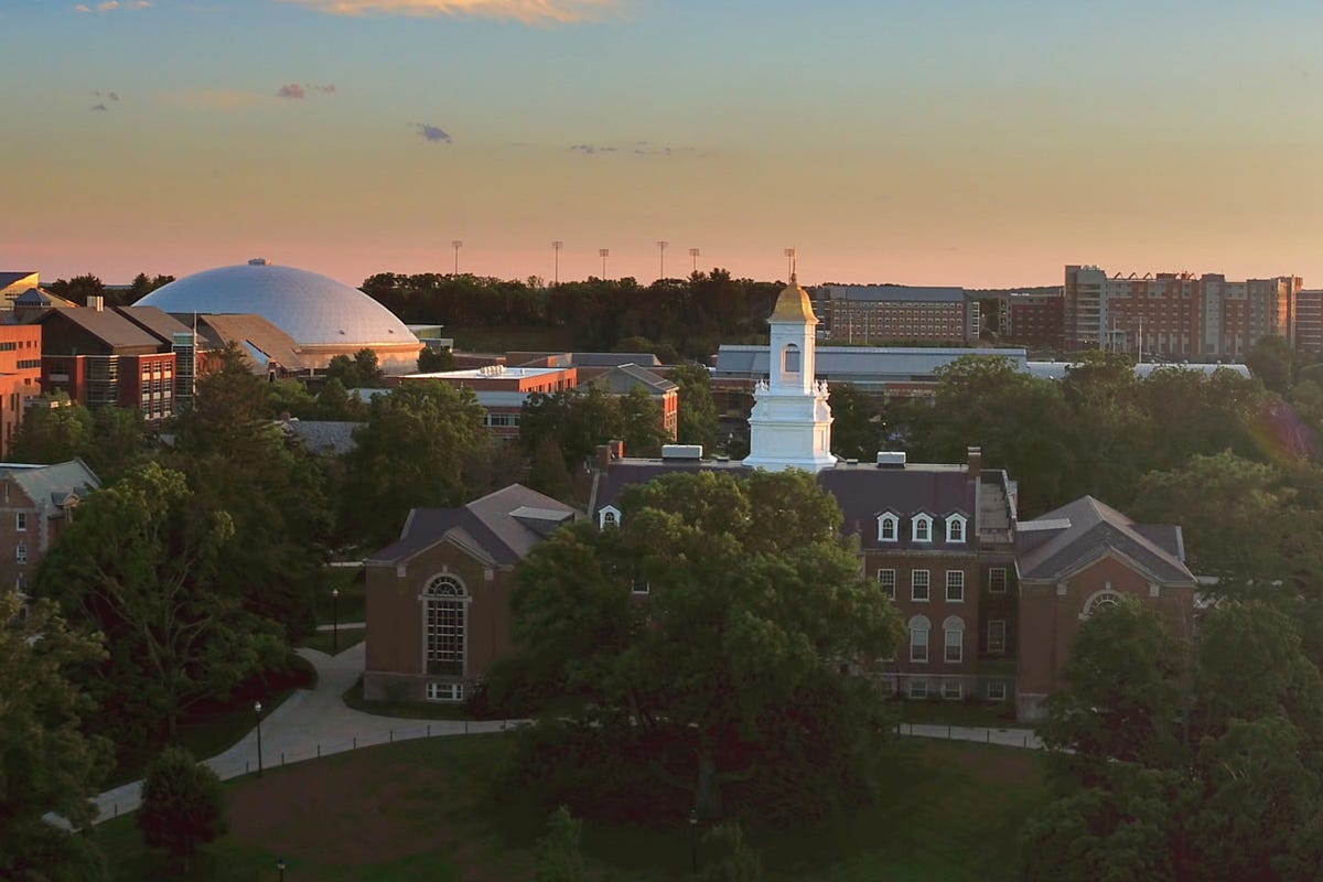 How a Walkable College Campus Changed My Life | by Nigel Mills | Medium