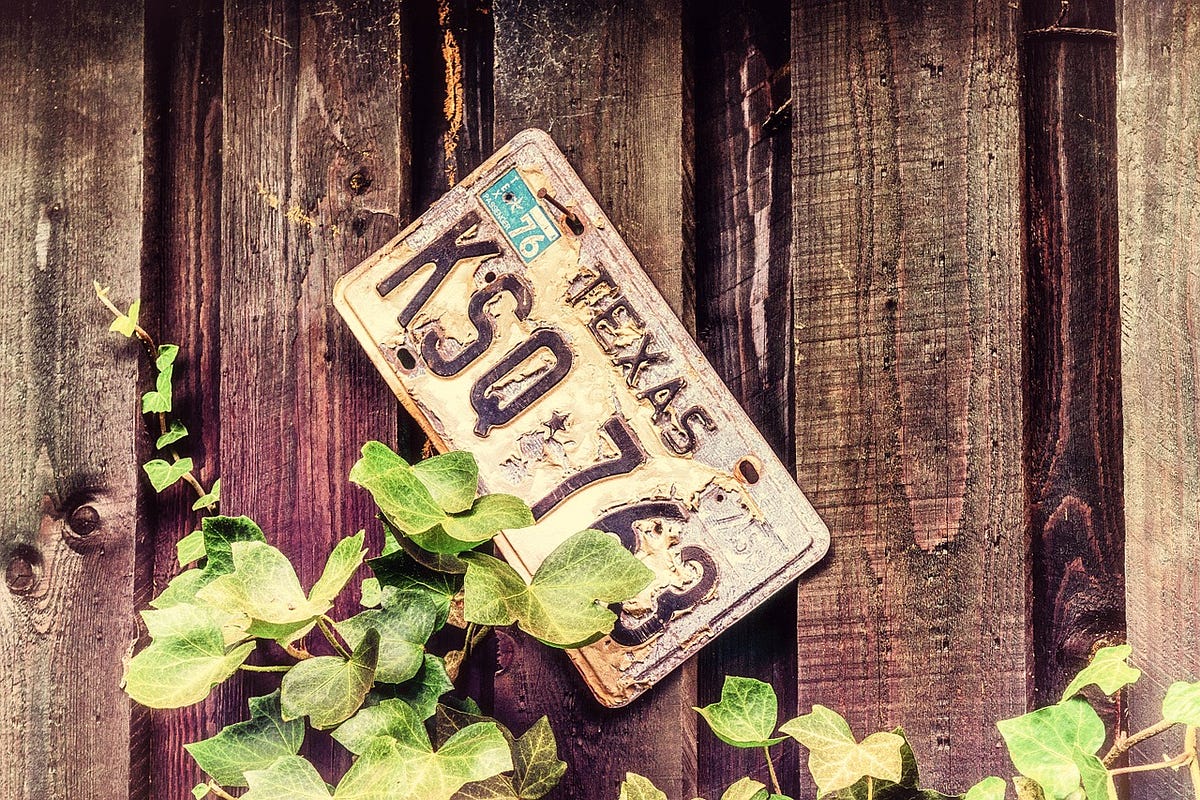 Most Common Use Cases Of The License Plate Recognition API | by TheStartupFounder.com | Medium