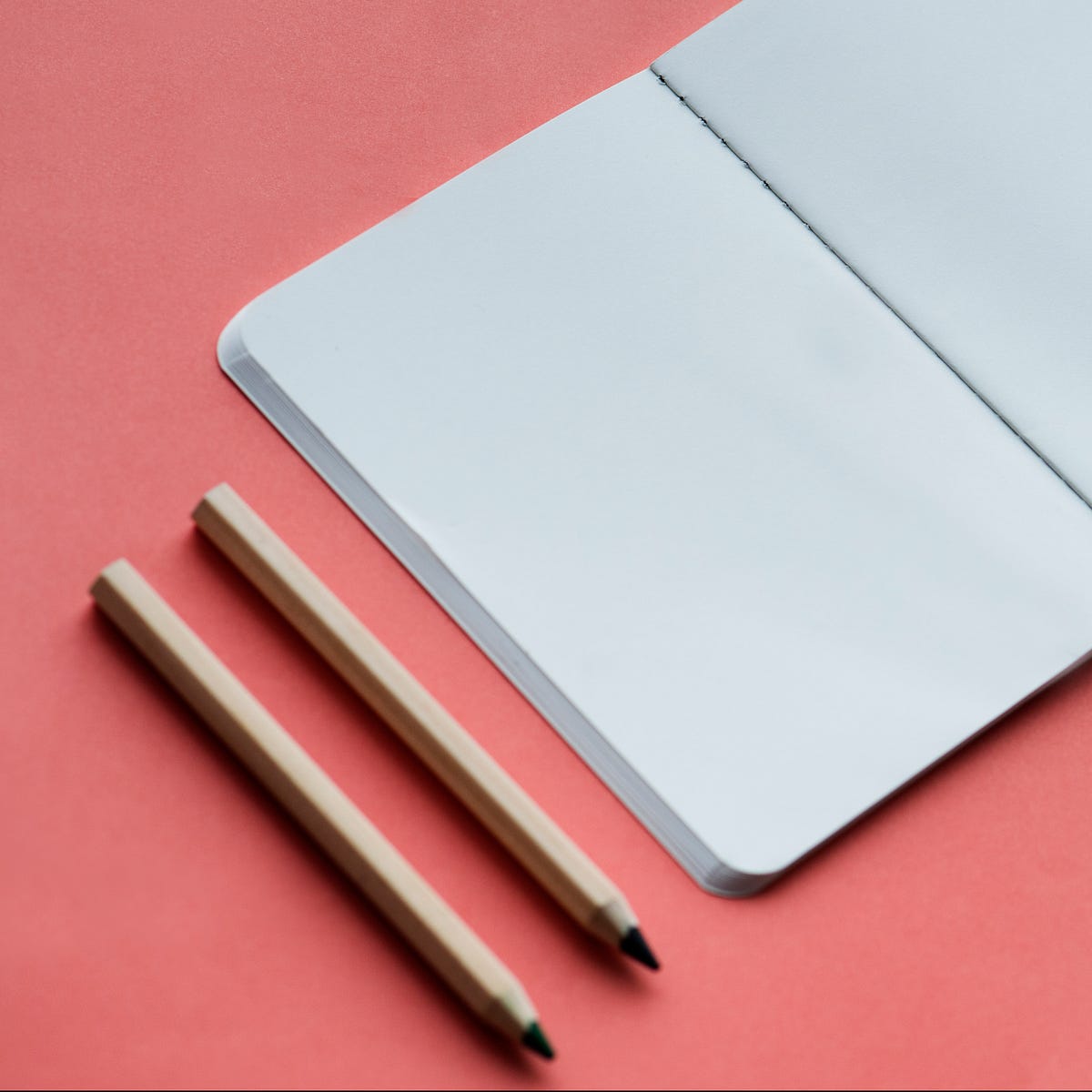 How notepads help you feel less overwhelmed | by Kongstad Studio | Medium