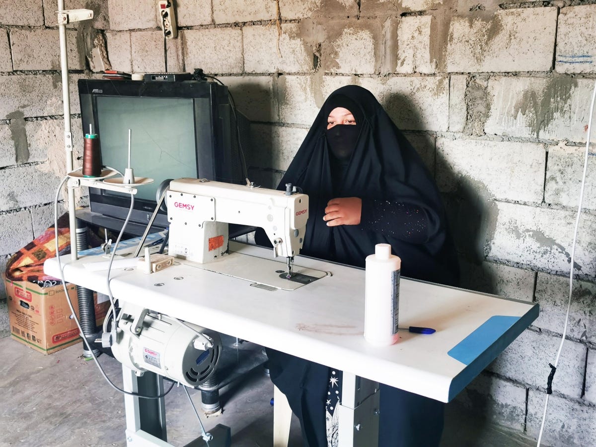 Sewing her way to a better life: Kifah’s journey | by البرنامج الإنمائي ...