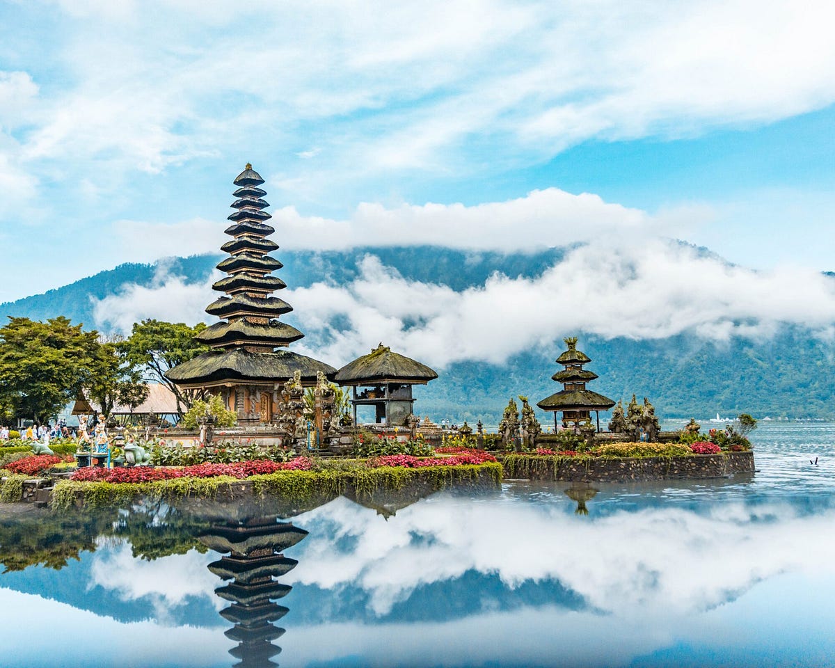 Surfing Paradise: The Ultimate Guide to Bali’s Best Breaks | by Frostie ...