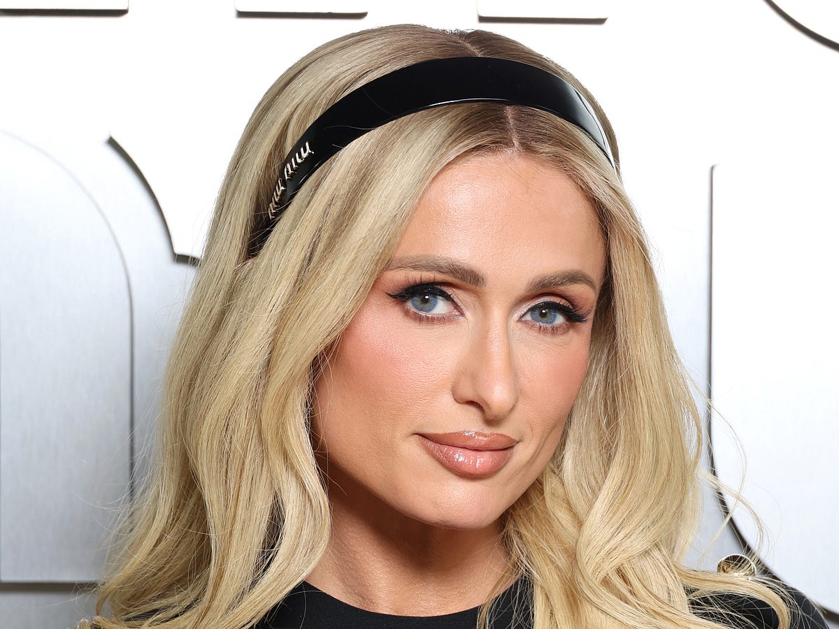 Paris Hilton’s Metaverse Debut: Navigating the Virtual Landscape with ...