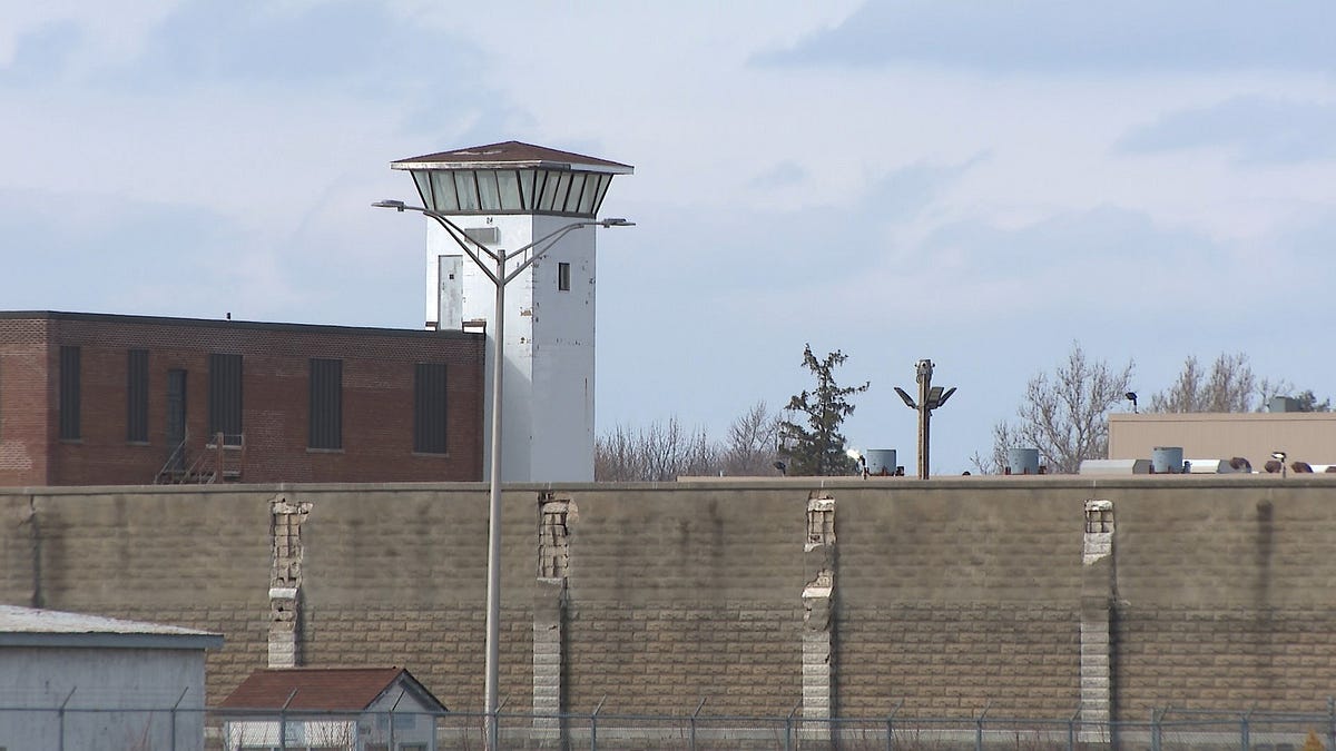 How to Send Books to Pontiac Correctional Center, Illinois Including ...