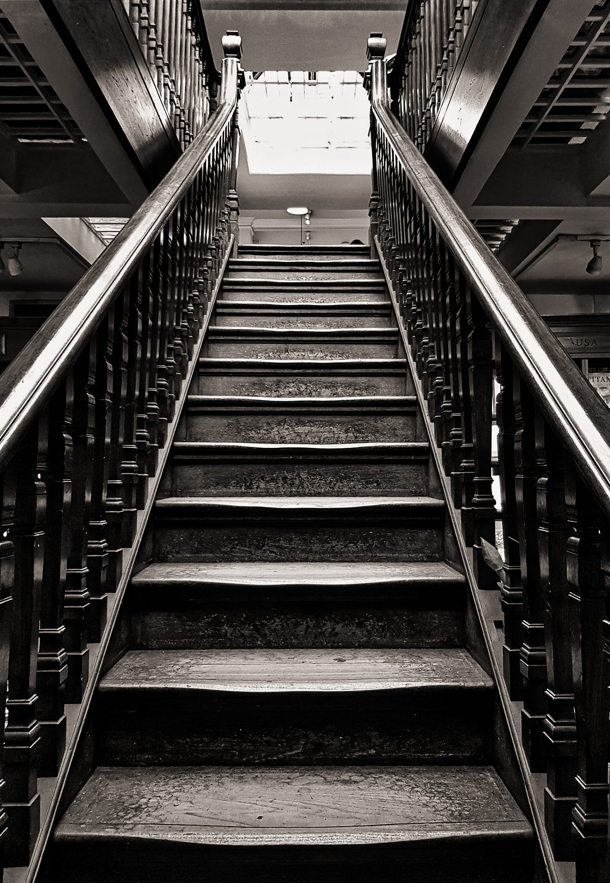 Caregivers Should Help Their Loved Ones Safely Avoid Dangerous Falls ...