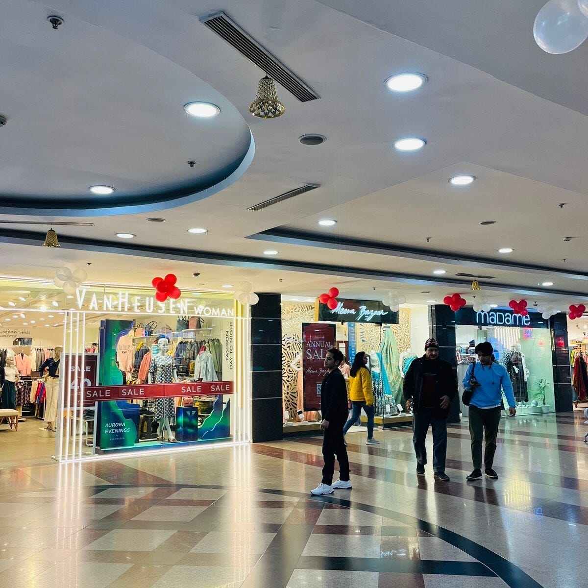 Exploring the Luxury and Convenience of Crown Interiorz Mall | by ...