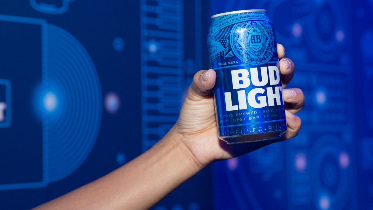Bud Light: Huyền Thoại Bia MỹTừ Vùng Đất Của Giấc Mơ | by Tạp Chí Beer ...