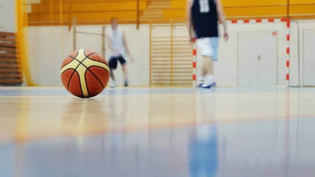 What is goaltending in basketball ? Complete Guide | by Oyeball | Medium