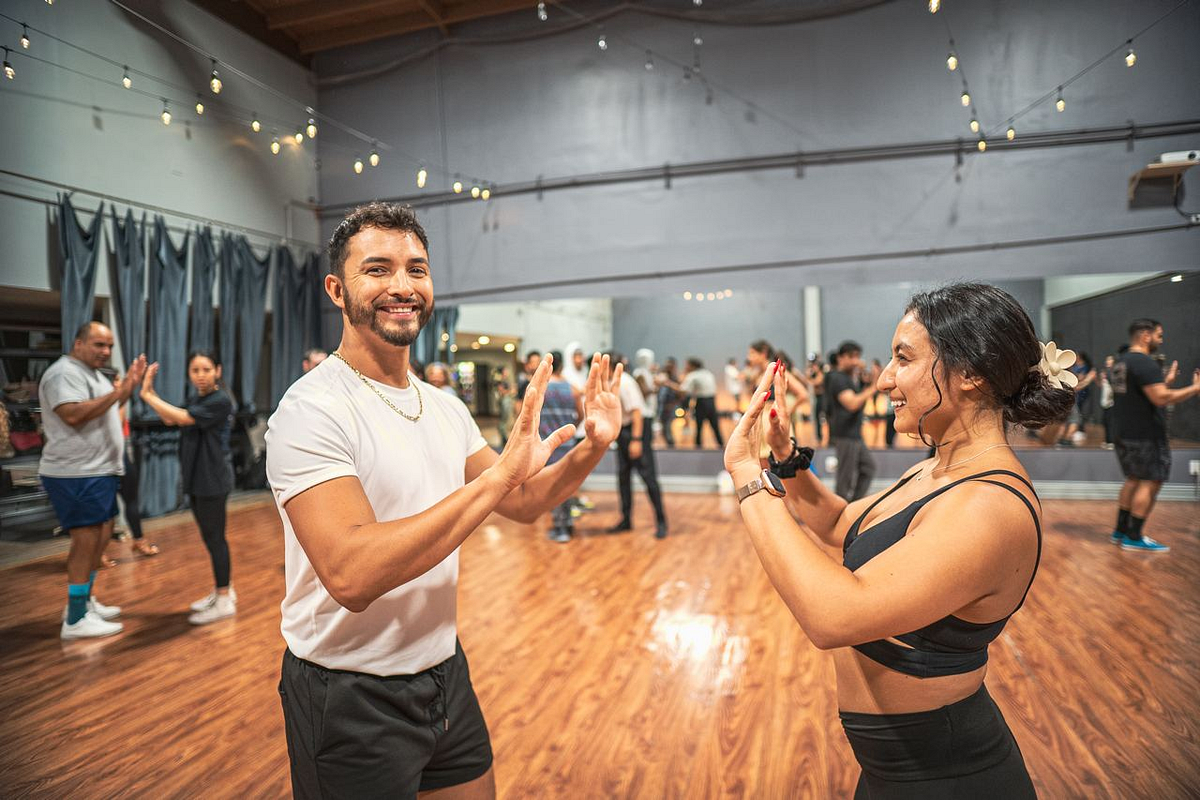 Exploring the Benefits of Bachata Dance Classes | by Taylor William ...