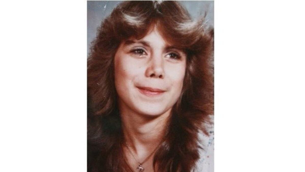 Dad Closed Door Thinking he Walked in on Daughter Having Sex. She Was ... Dad Closed Door Thinking he Walked in on Daughter Having Sex. She Was ...