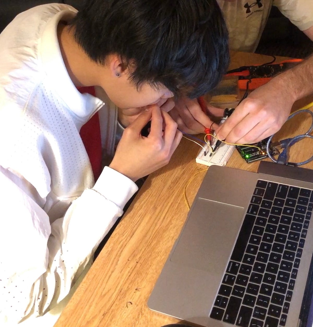 Tongue Buds: A DIY Electricity-Based Taste Interface Device | by Neo ...