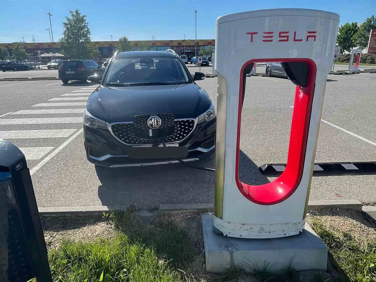 SAIC-GM electric vehicles will be able to use Tesla charging piles | by ...