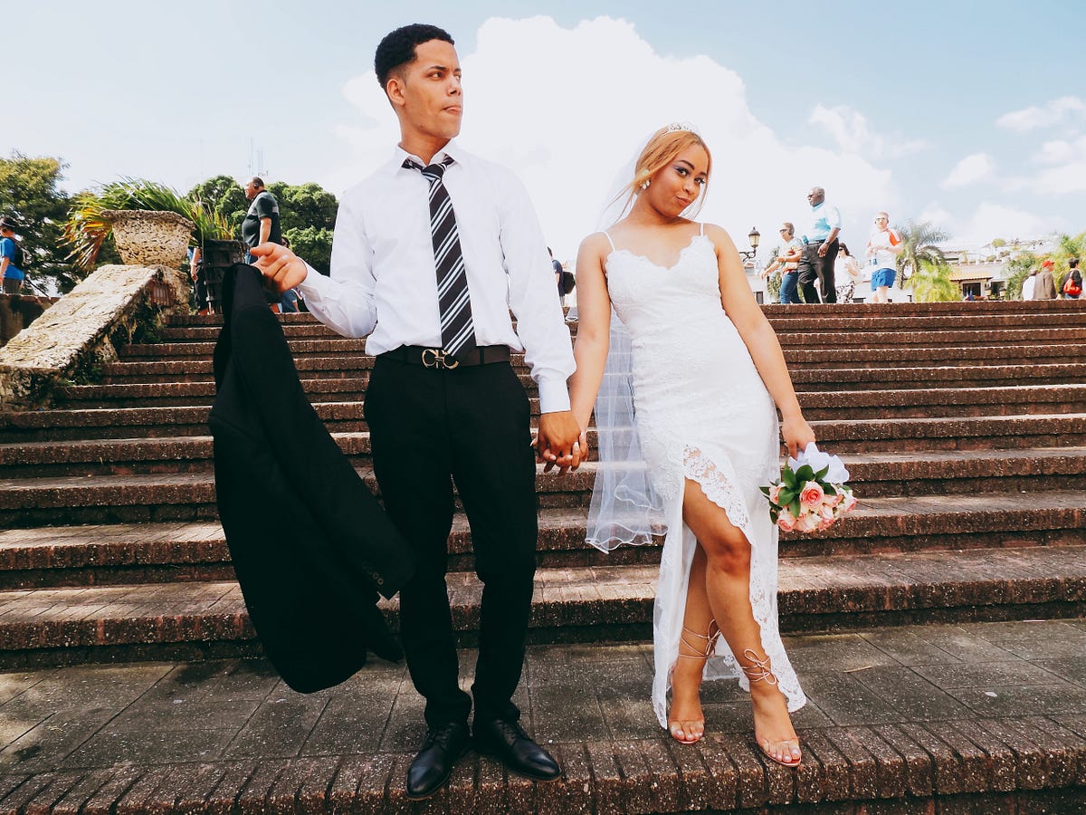 High-Value Men Don’t Fall In Love. They Jump In | by Joe Elvin ...