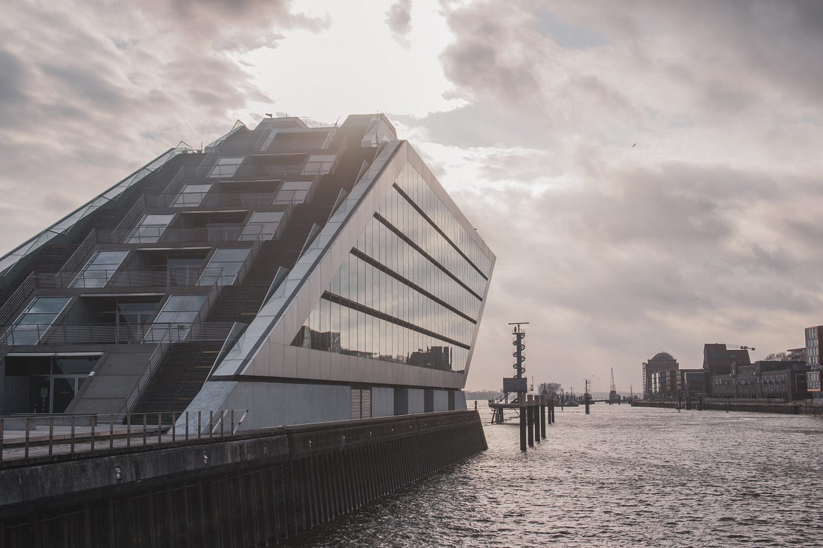 How To Dockerize Machine Learning Applications Built With H2o Mlflow Fastapi And Streamlit
