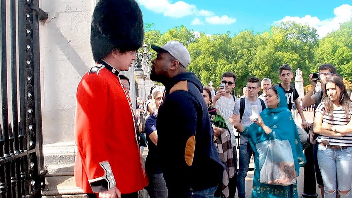 The Secrets of London’s Elite Queen’s Guard Revealed! | by ...
