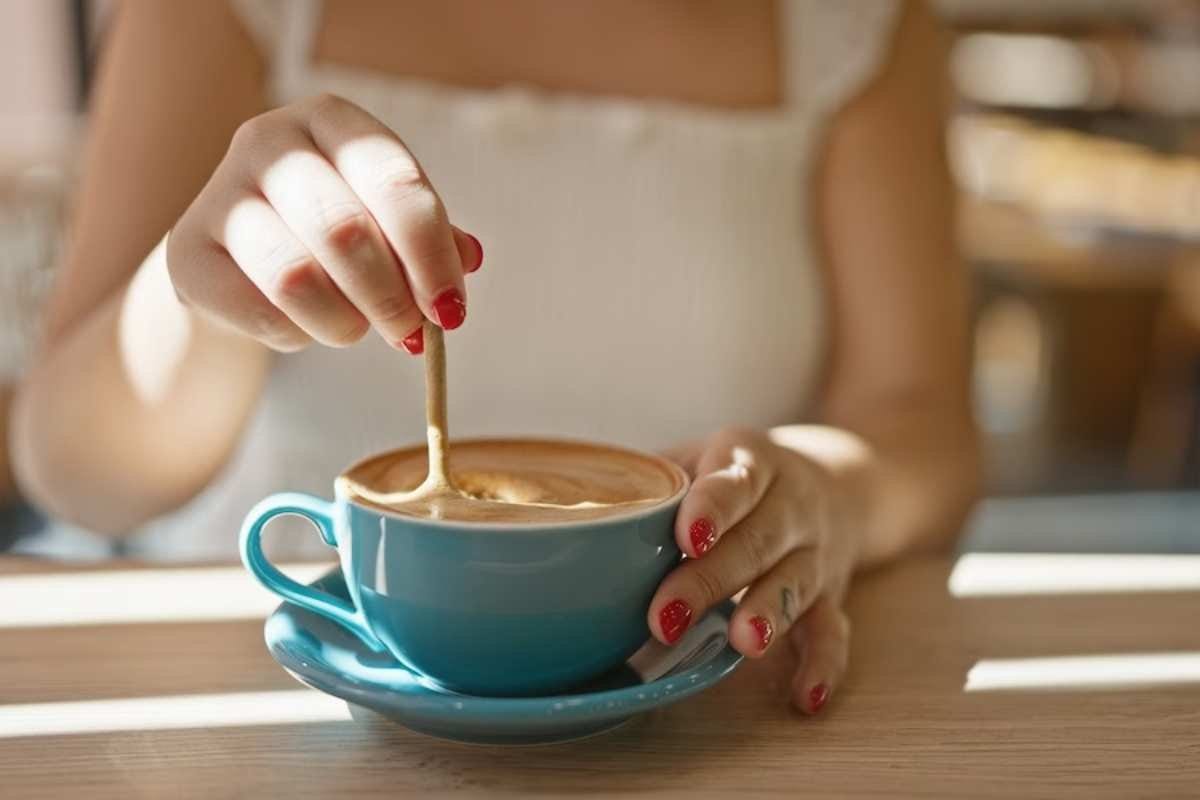 Moderate Coffee Consumption Linked to Lower Risk of Cardiometabolic ...