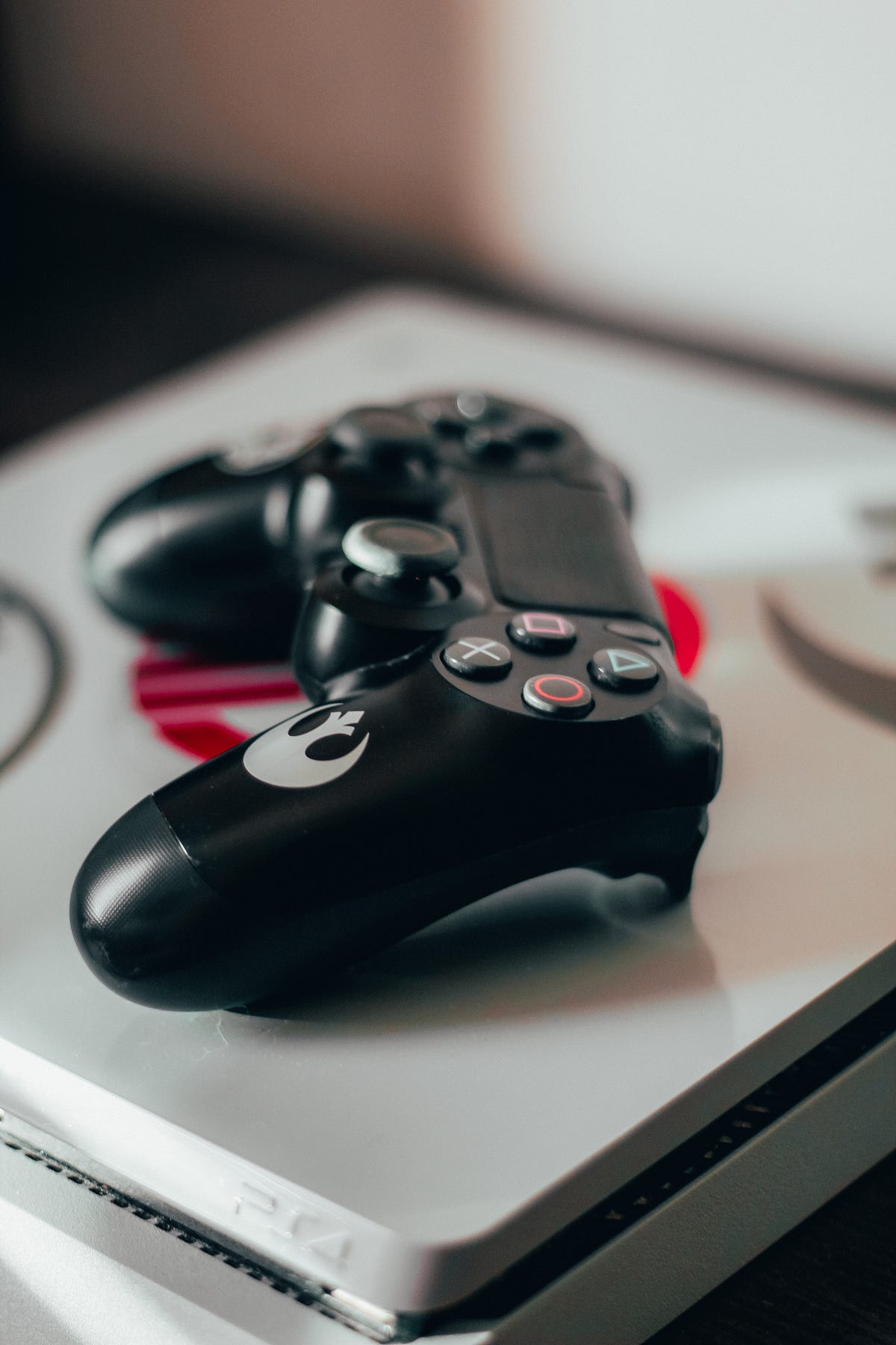 Remake, Remaster vs. Original.. Do you play all 3 games or just one ...