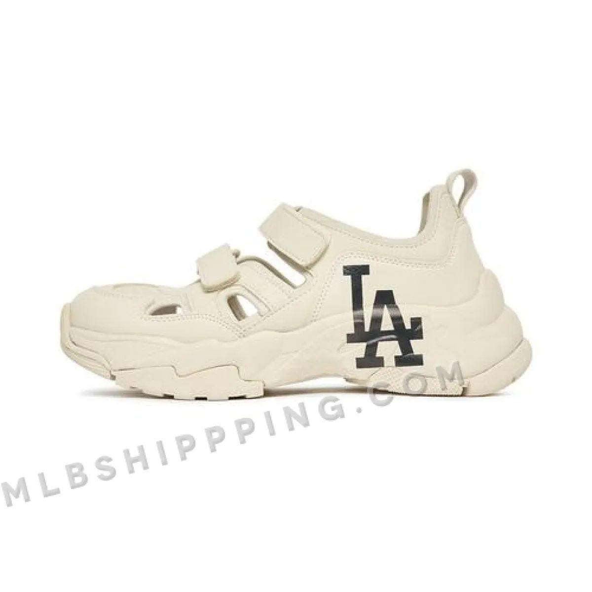 What to Wear to a Dodgers Game: Show Your Blue Pride! | by ...