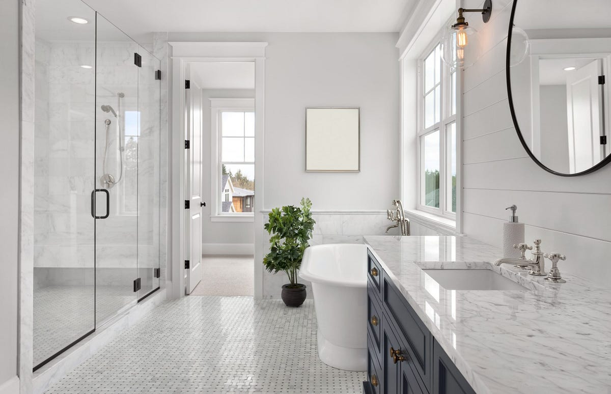 The best tips for a clutter-free bathroom | by Nexym | Medium