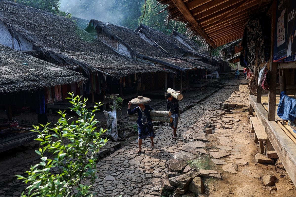 Mengenal Praktik Pikukuh Karuhun. Hukum Adat Suku Baduy dalam ...