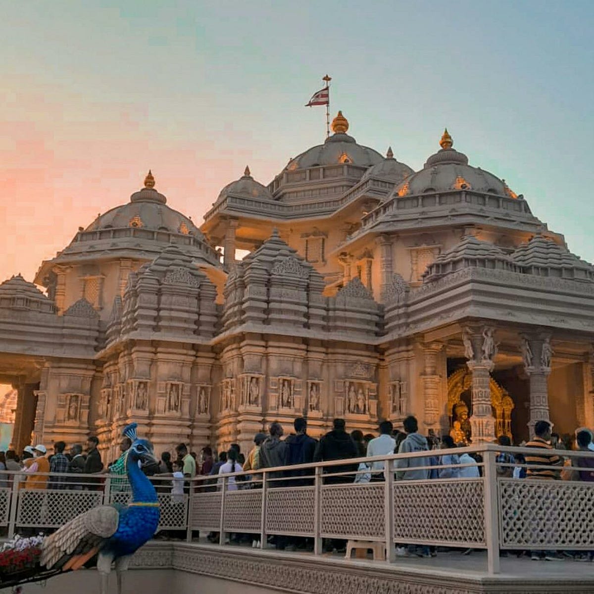 The Majestic Temples of Delhi: A Spiritual Odyssey | by Tookmehere ...