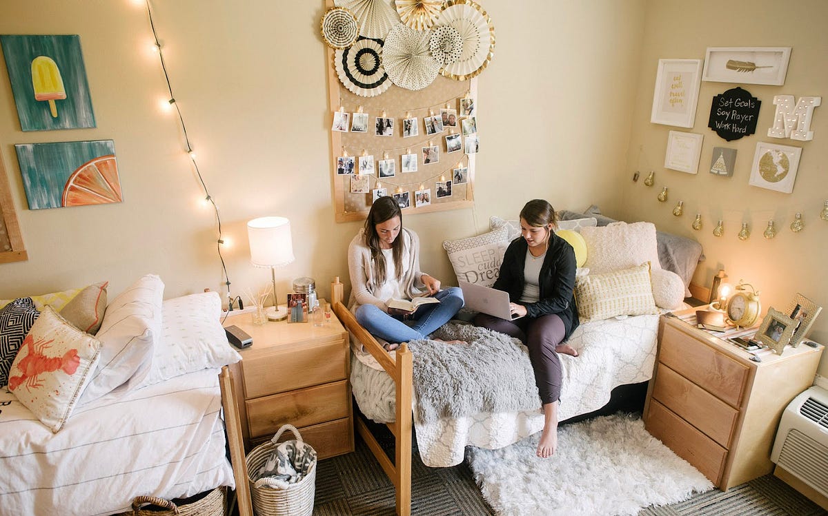 Tips and Tricks For Arriving To Campus | by Chloe Cochran | The Herald ...