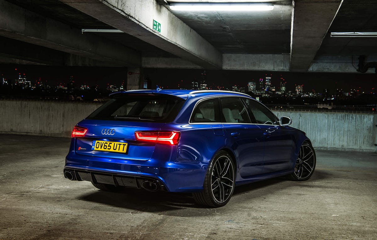 5 OF THE COOLEST ‘DAD’ ESTATE CARS | by DriveTribe | Medium