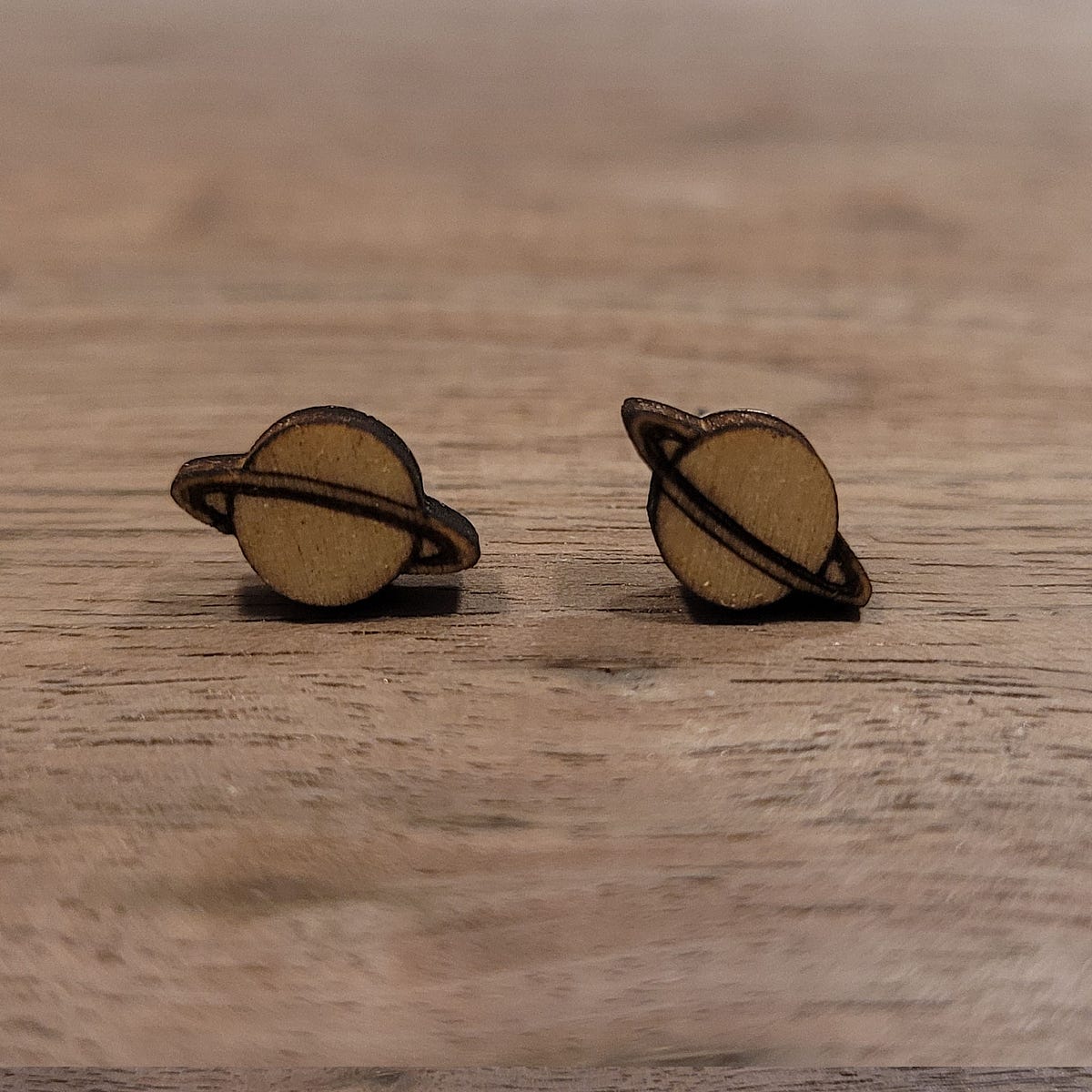 Saturn Earrings: How to Choose the Best Style for You | by Wine And ...