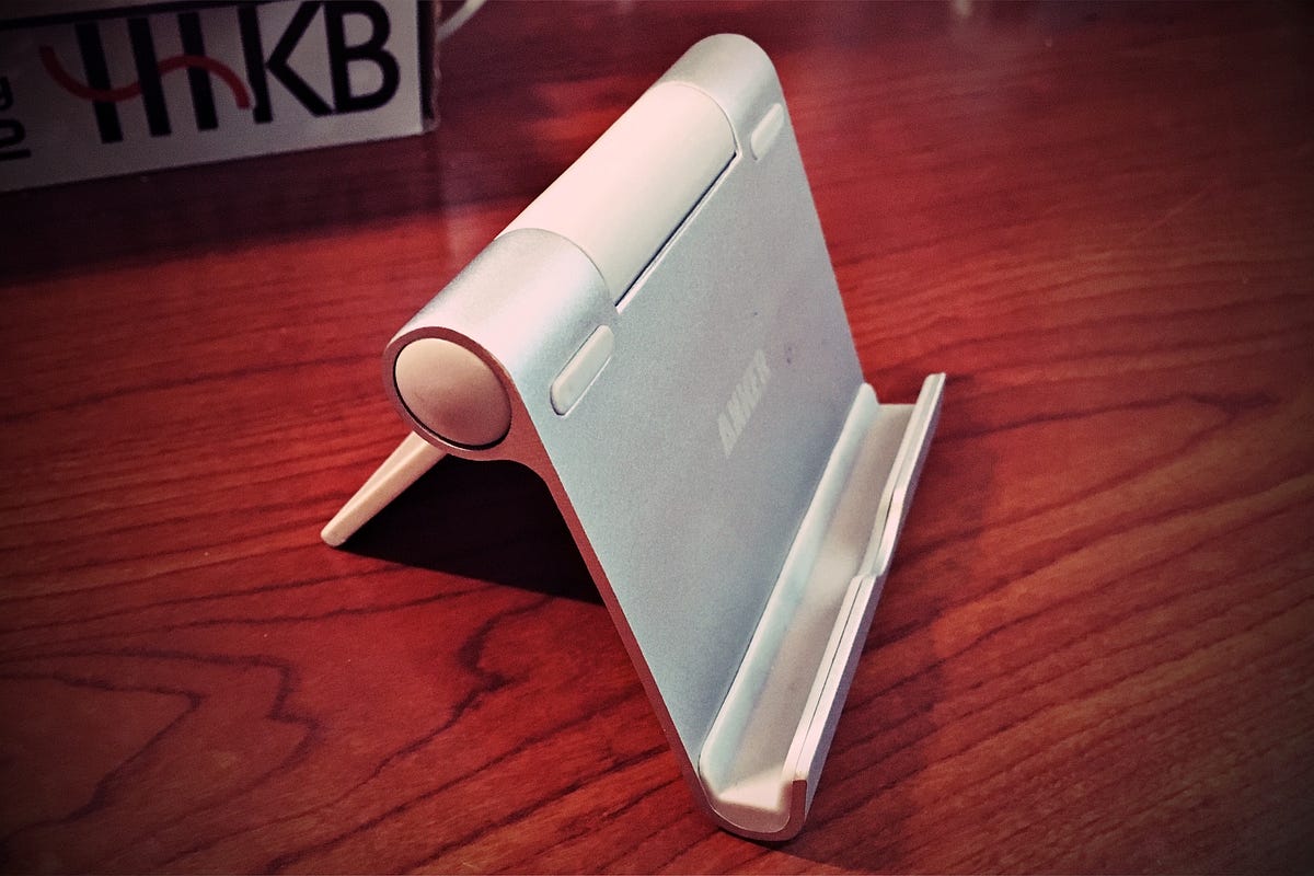 Review: Anker Multi-Angle Aluminum Stand | by Erik Hess | high90 | Medium