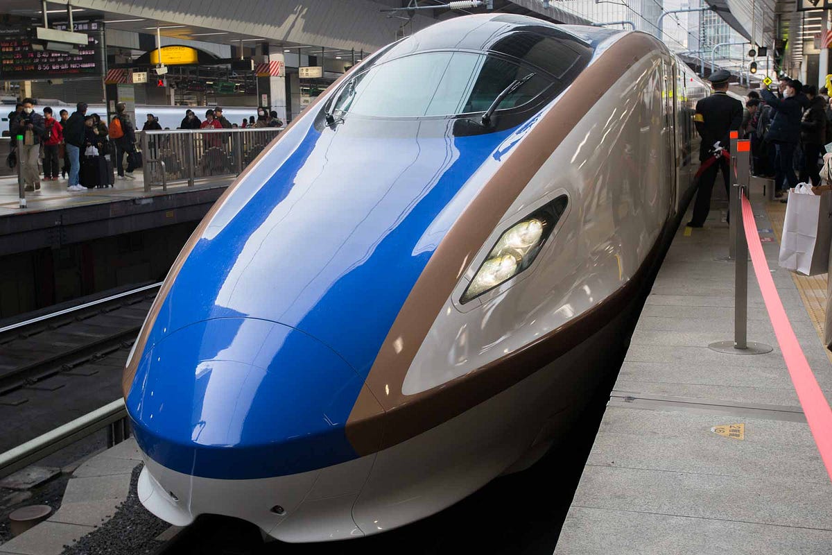 A time lapse movie for the entire journey of Hokuriku Shinkansen, also ...
