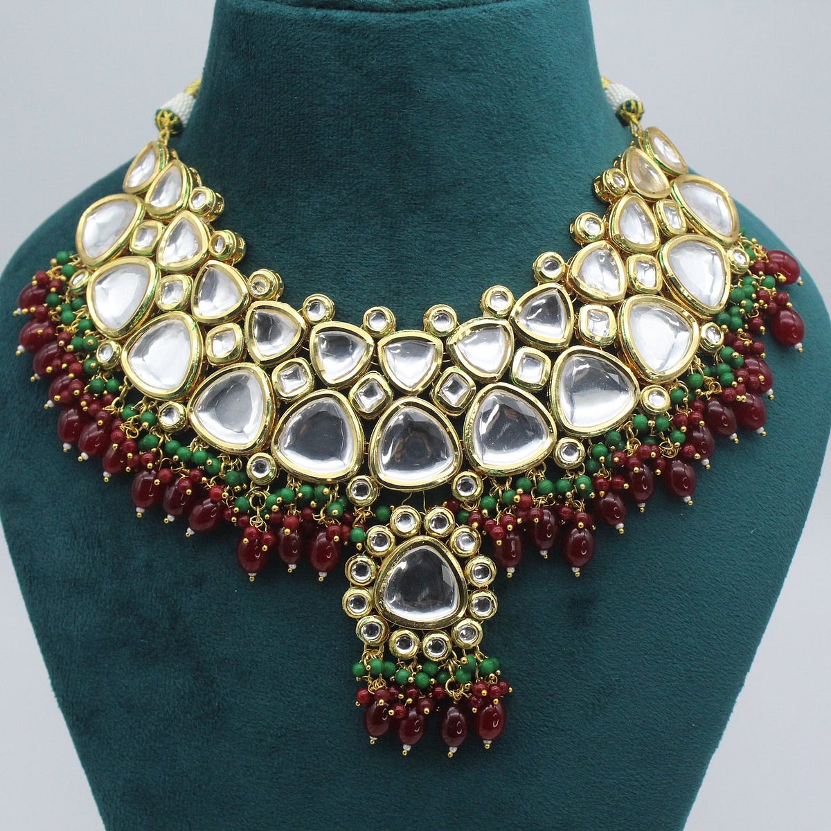 From Kundan to Jadau A Guide to the Exquisite Nikita’s unique Types of ...