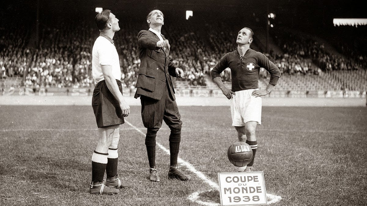 Top 5 Curiosidades das Copas: 1930, 34 e 38 | by Adriano Ávila | Medium