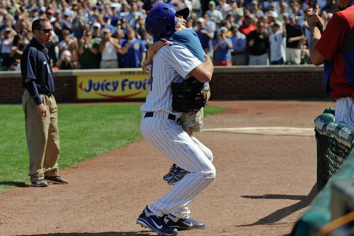 1000 Words: Cubs family | by MLB.com/blogs | Cubs Vine Line Blog