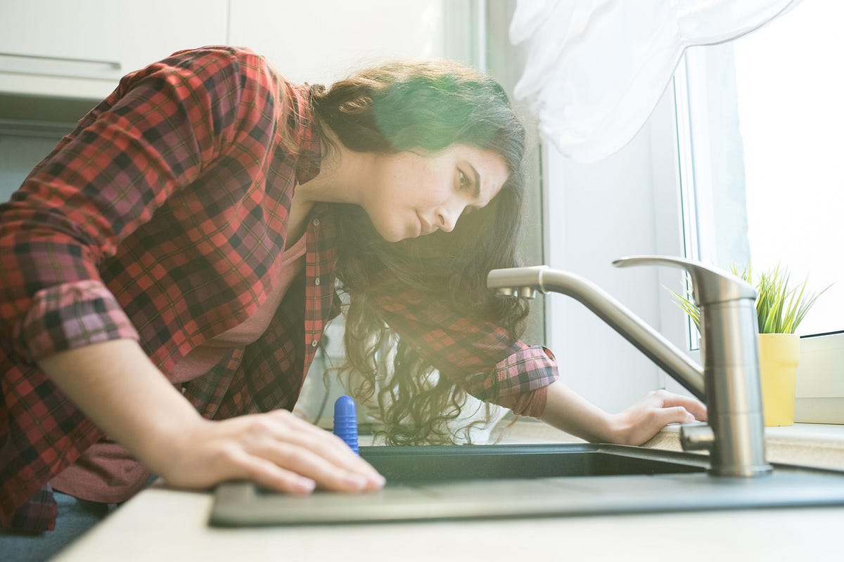 Common Repairs that a Landlord is Not Responsible For | by RentRedi ...