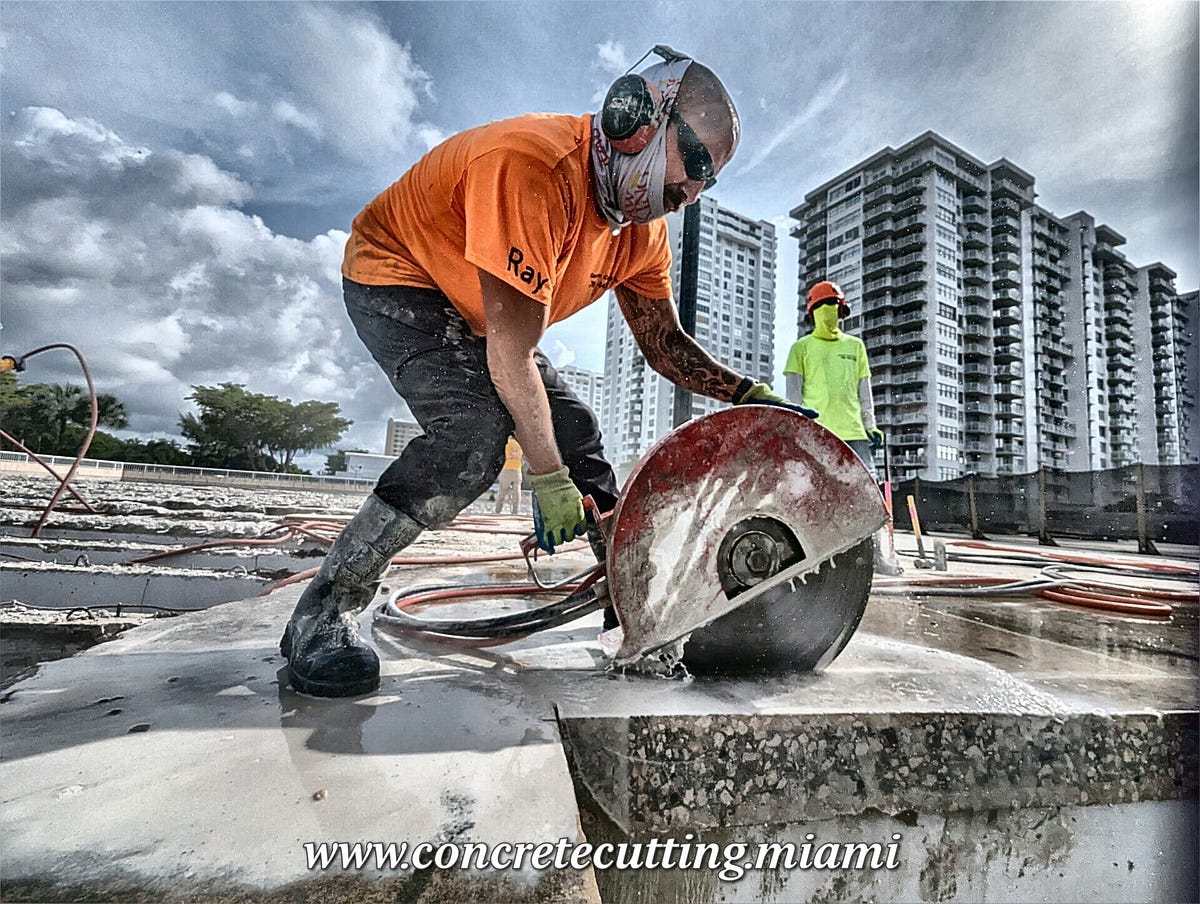 Miami’s Waterfront Wonders: Luxury Construction Along the Coast | by ...